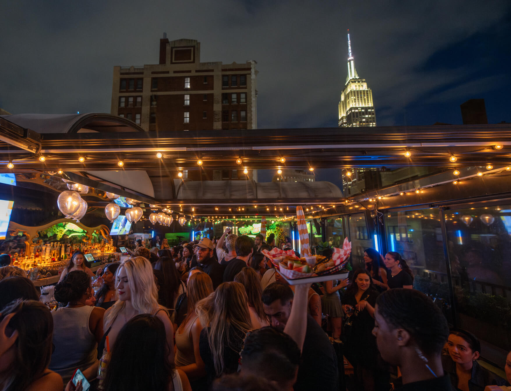 Magic Hour Rooftop Bar and Lounge at Moxy Times Square